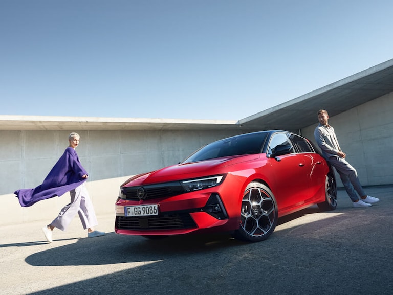 Nowa Astra | Hatchback oraz Elektryczna Plug-in Hybrid | Opel Polska