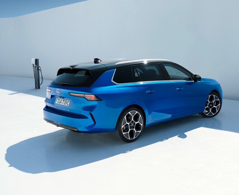 Nowa Astra Sports Tourer Plug-i Hybrid | Stałe promocje Opla | Opel Polska